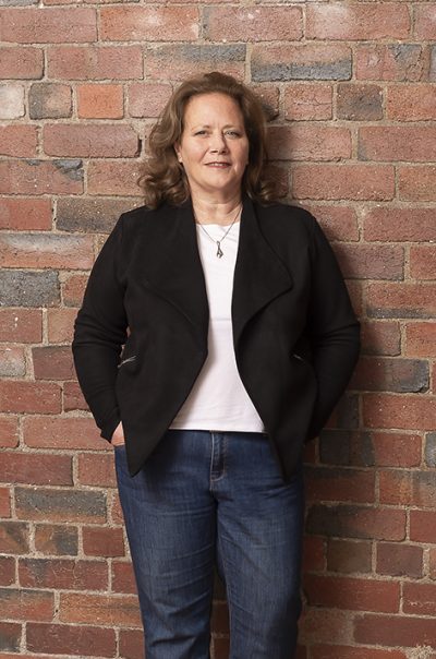 About Us – Kelly Royle